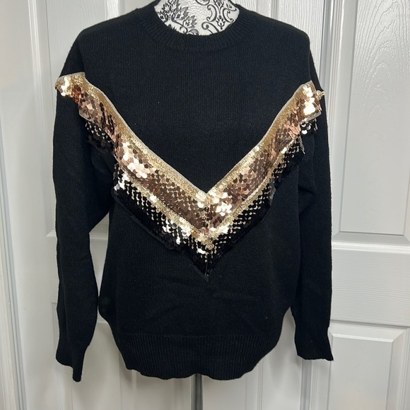 Simply Couture | Sweaters | Simply Couture Black Gold Sequin Bling ...